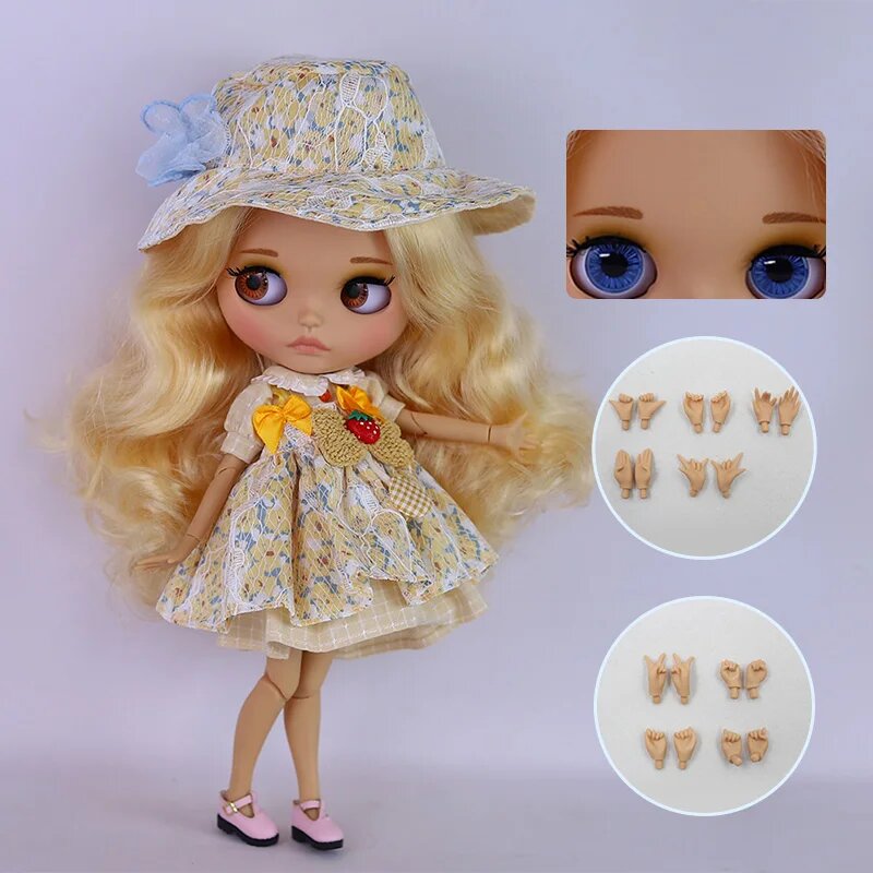 Blythe Doll Бежевая 1/6 с набором одежды и обуви