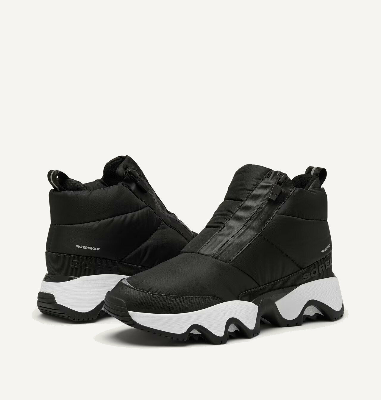 Ботинки SOREL KINETIC IMPACT PUFFY ZIP WP Ws, размер EU 38.5 USw 7.5 СМ 23.9-24.4, black/black — фото 1