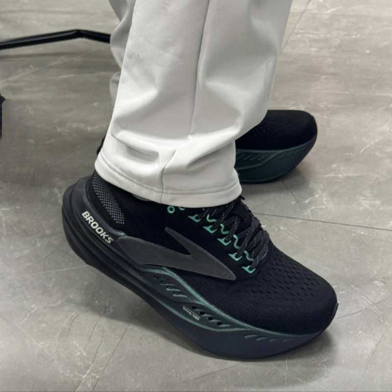 Кроссовки Brooks Glycerin max — фото 1