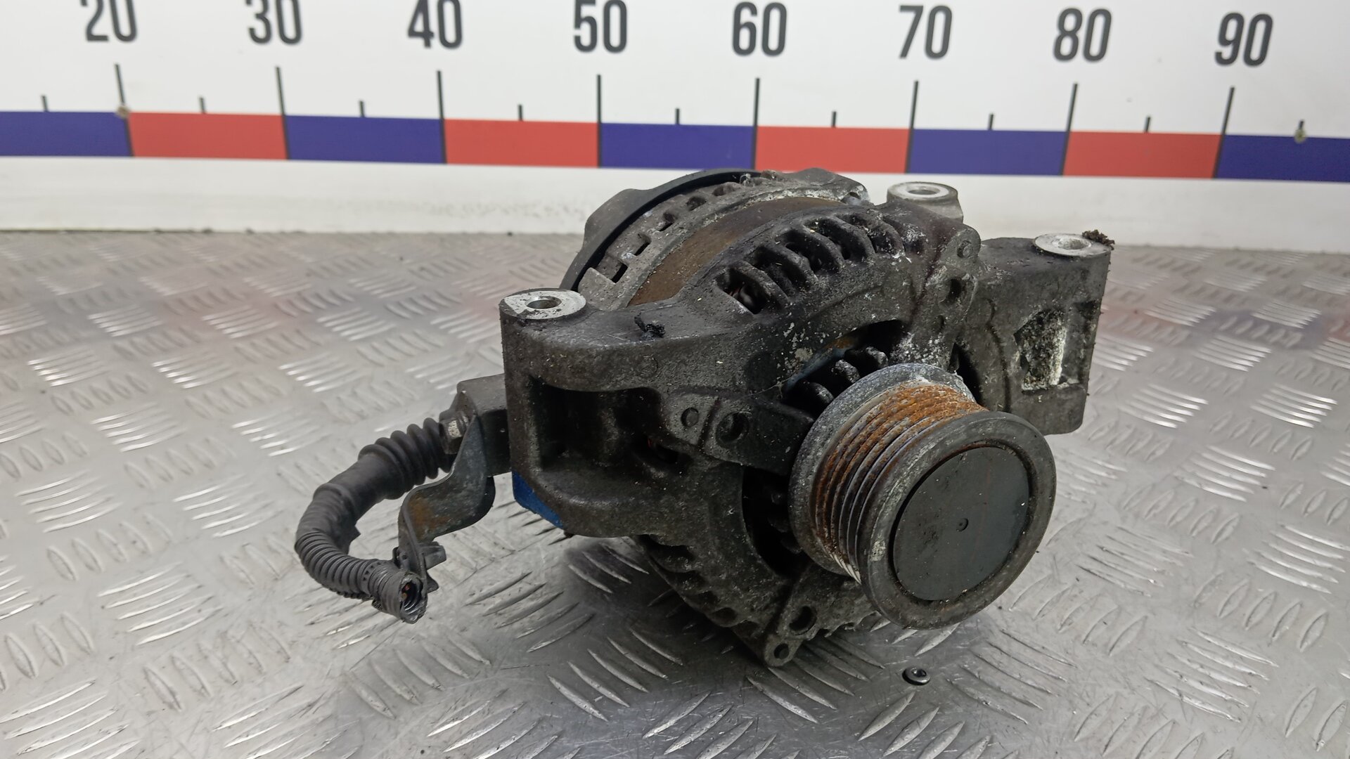 Генератор дизельный LEXUS IS 2 (XE20), Номер 27060-26030