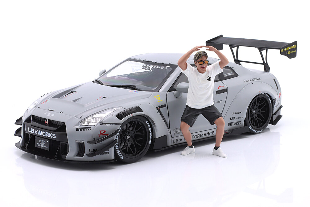 Модель коллекционная SOLIDO Nissan gt-r (R35) lbwk body kit 2 0 with kato san figurine 2024 matt-grey