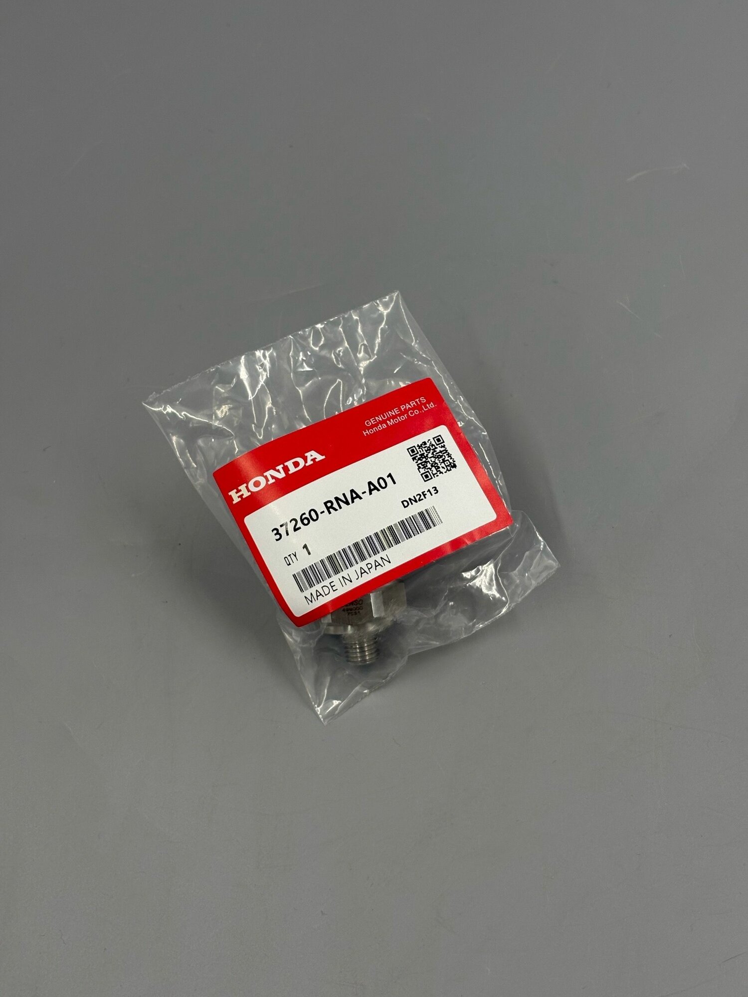 Оригинальный датчик давления масла 37260-RNA-A01