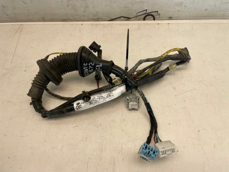 Проводка двери Honda Civic Ferio 2006 32752S5A911 ES1 D15B, передняя левая (с пробегом)
