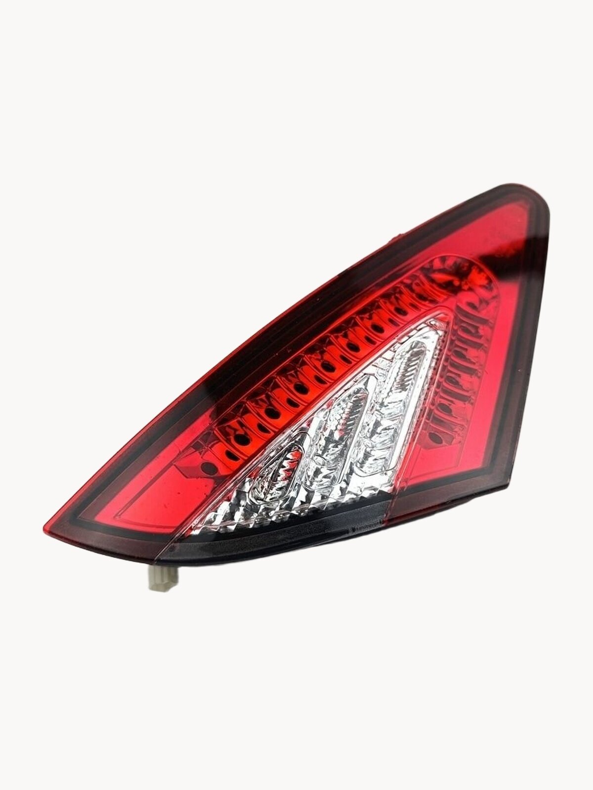 Фонарь задний левый (на крышке багажника) для Chery M12 / M12-3773030