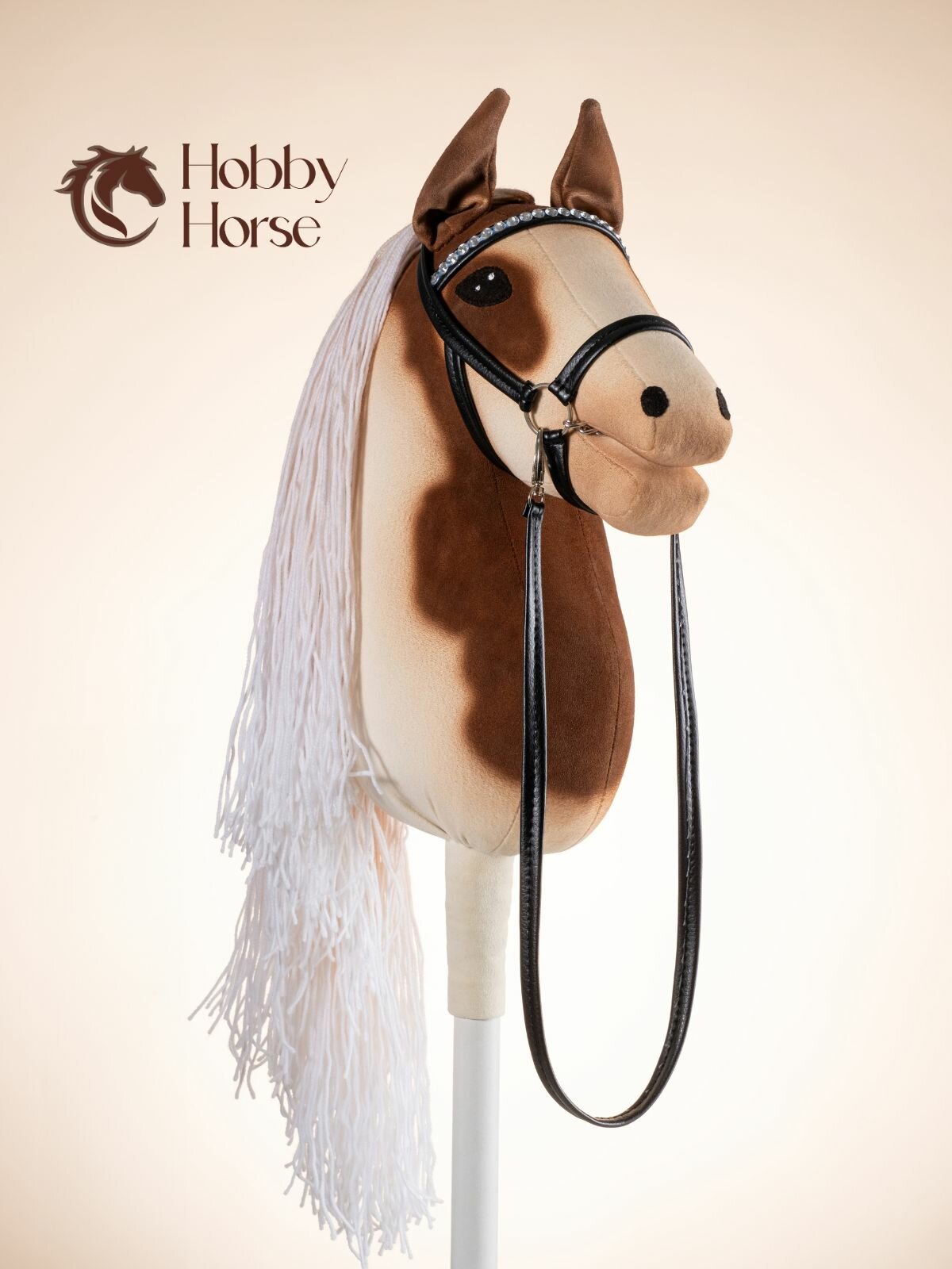 Хоббихорс, лошадь на палке