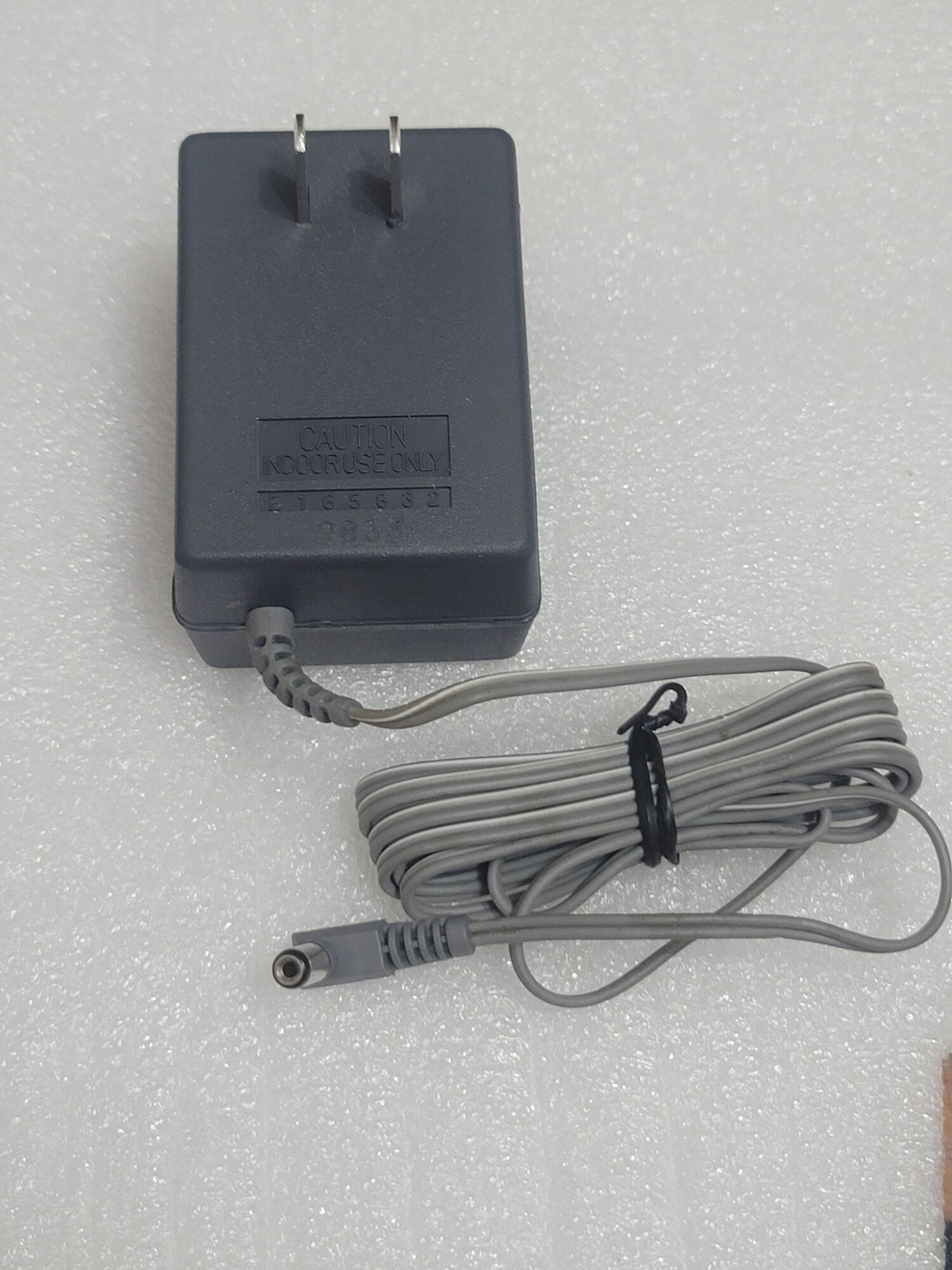 Блок питания Panasonic (120v не 220v)12v 500mA медный кабель длина 1.8м сечение 0.75мм разьем 5.5х2.1 модель KX-A11