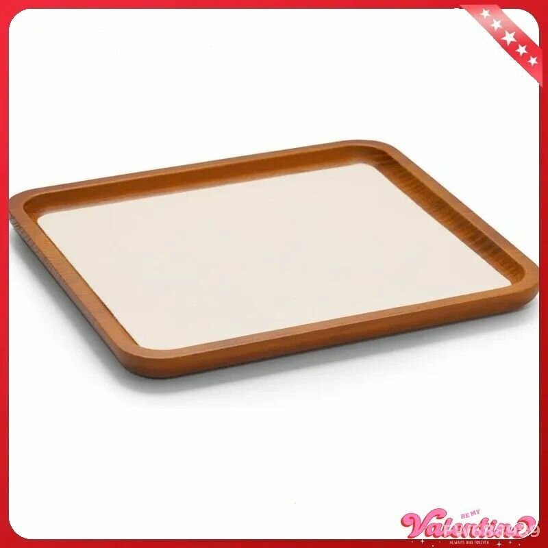 Витрина для ювелирных изделий из массива дерева