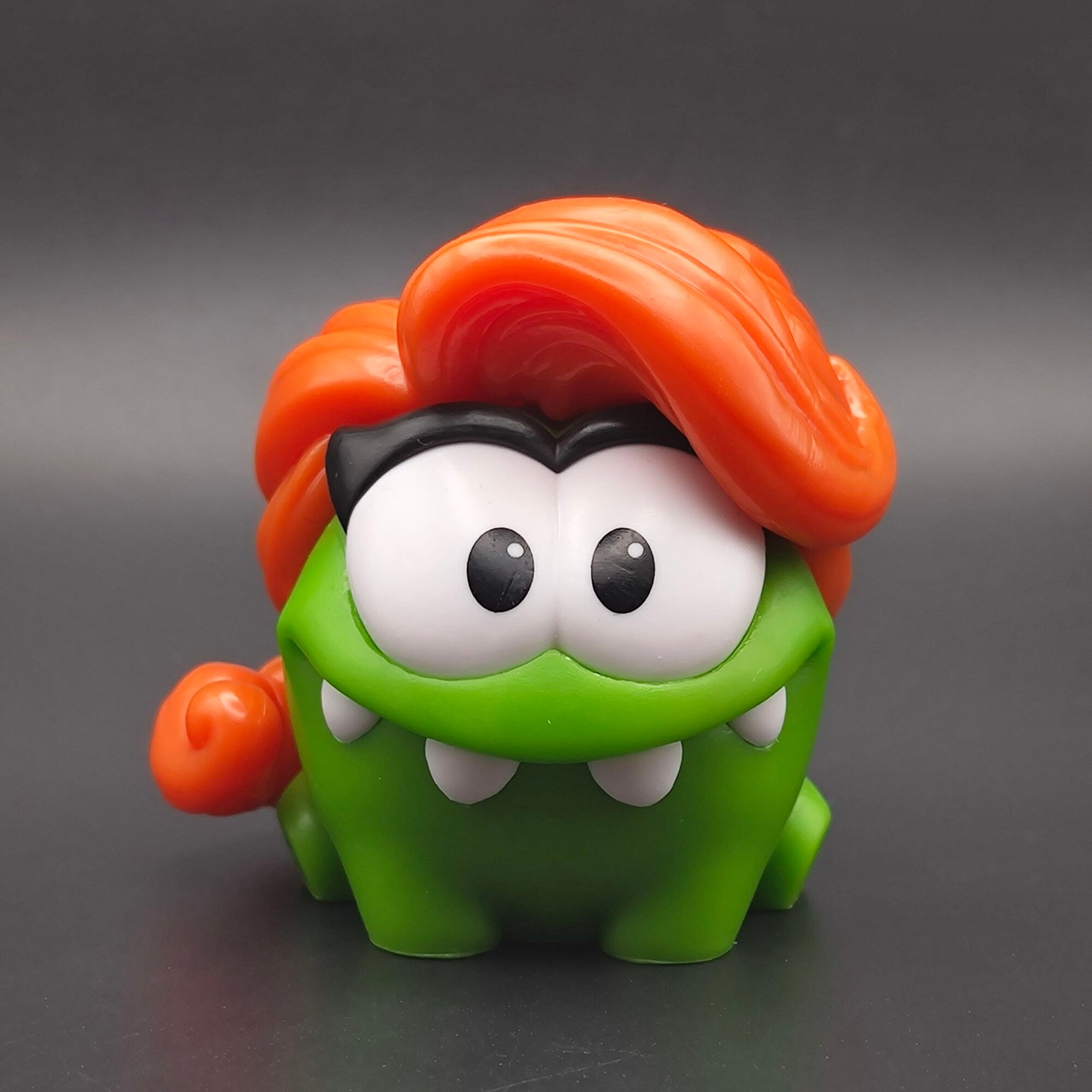 Фигурка АМ НЯМ "Вкусно и точка" Златовласка, меняет цвет волос, игра Cut the Rope, 2026 г