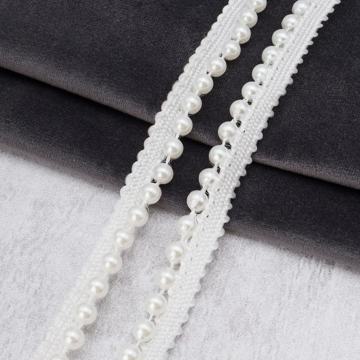 Кант декоративный с бусинами для шитья и рукоделия, 1.5 см * 41.14 м, цвет белый