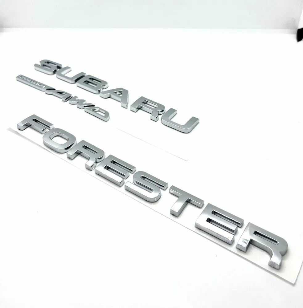 Эмблема ( Орнамент / надпись ) на крышку багажника Subaru Forester AWD Набор.