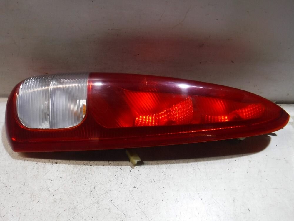 Фонарь задний правый Daewoo Tacuma
