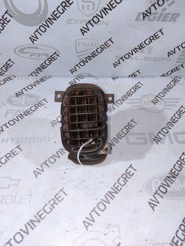 Дефлектор воздуховод Hyundai Starex A1 Б/У с пробегом