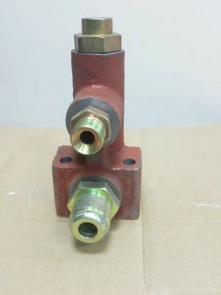 Клапан потока Т-40 Т30-3405190 со штуцерами