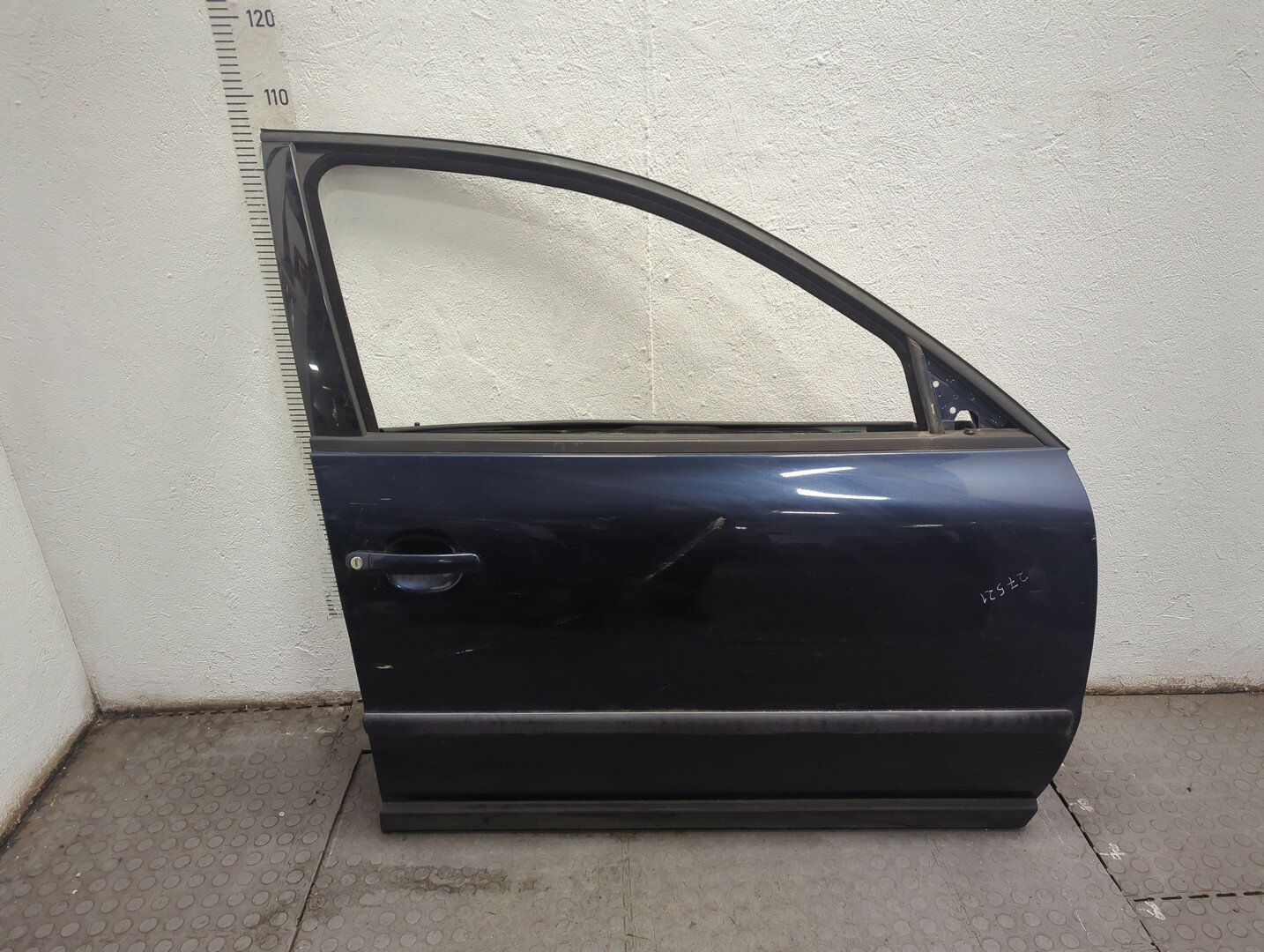 Дверь боковая (легковая) правая передняя Volkswagen Passat 5 Б/У