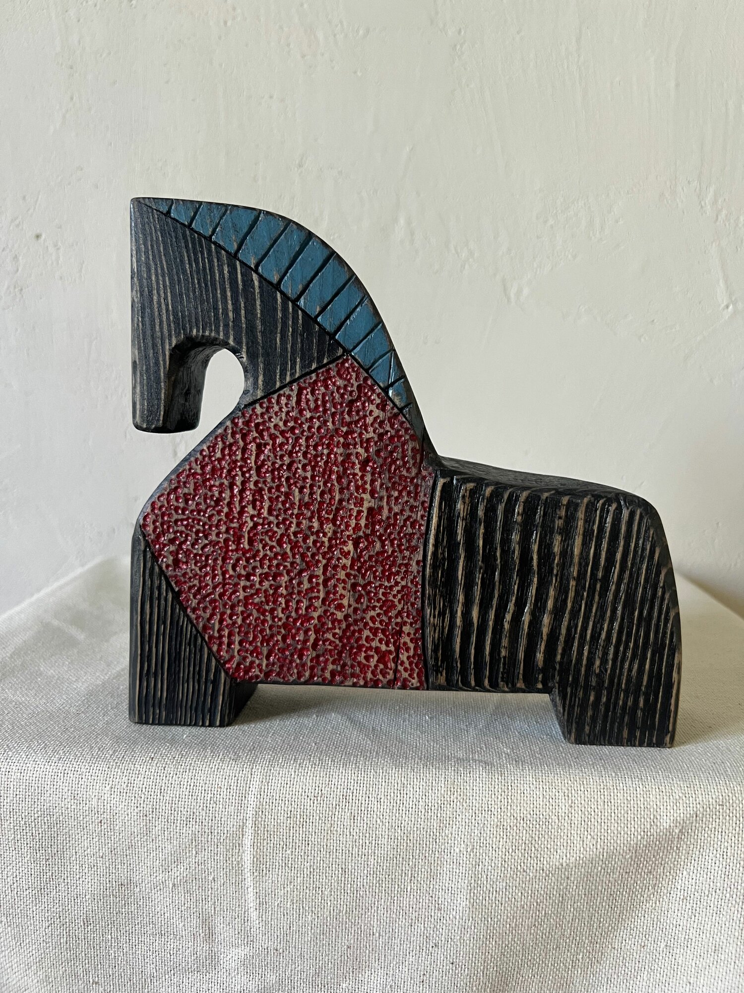 Скульптура Конь. Натуральное дерево. Ручная работа / 16,5х17х4 см. / andCactus