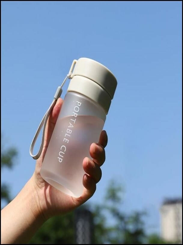 Спортивная чашка для воды большой емкости для студентов на открытом воздухе с фильтром, позволяет отделять чай от воды, есть три емкости по 400/600/800 мл на выбор.