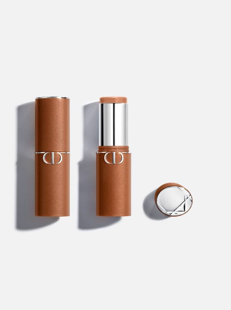 Dior Forever Skin Bronze Бронзирующий бальзам-стик с натуральным финишем 01 Light Fair 8г