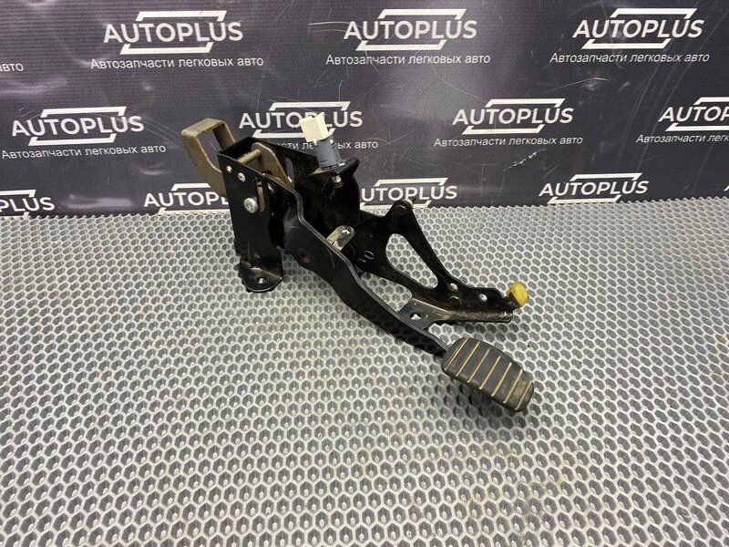Педаль тормоза Renault Megane 2007 (K4M812) Б/У с пробегом Арт. 15998