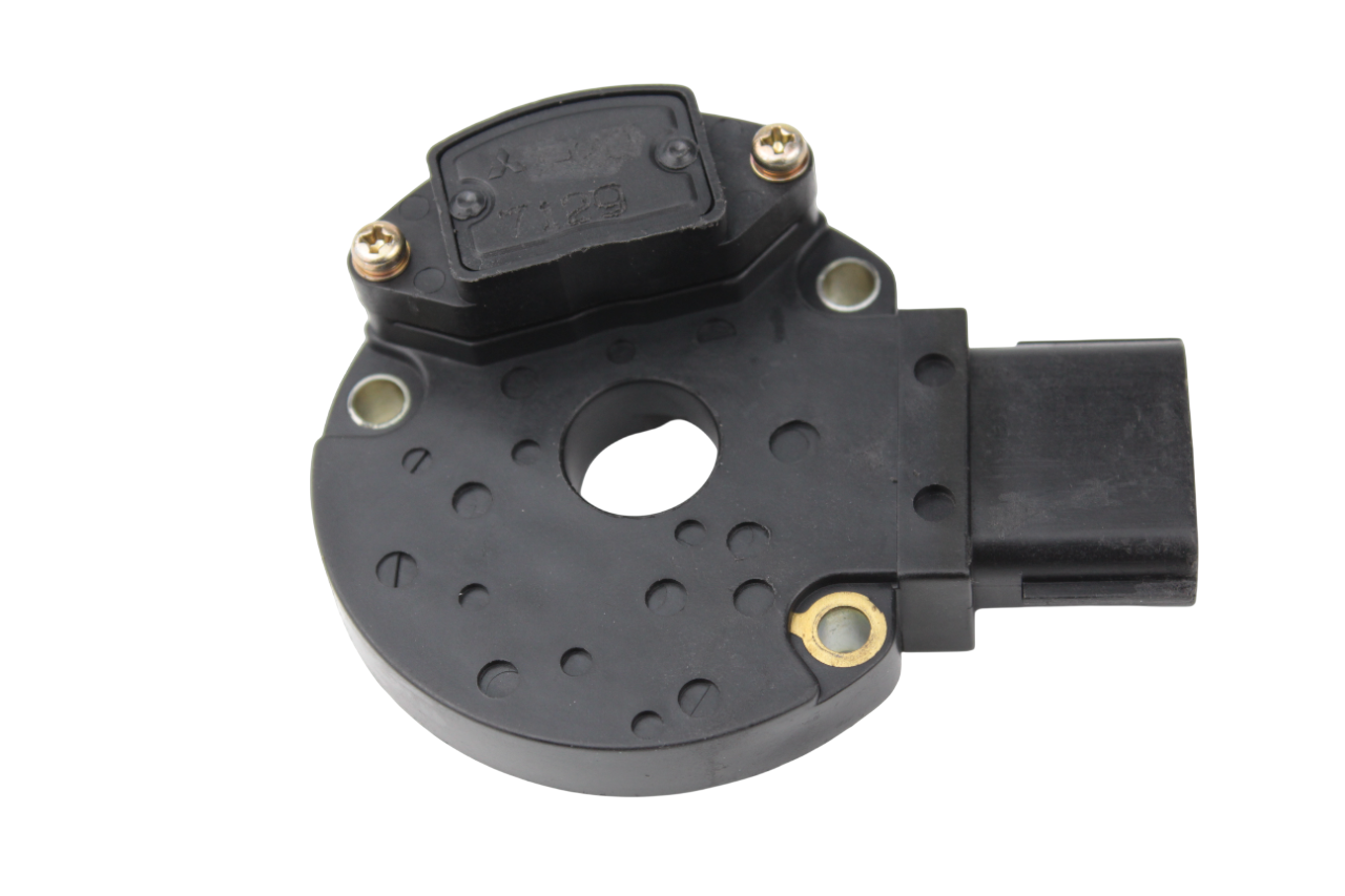 Датчик распредвала Suzuki Grand Vitara TD62V H25A 33100-77E10