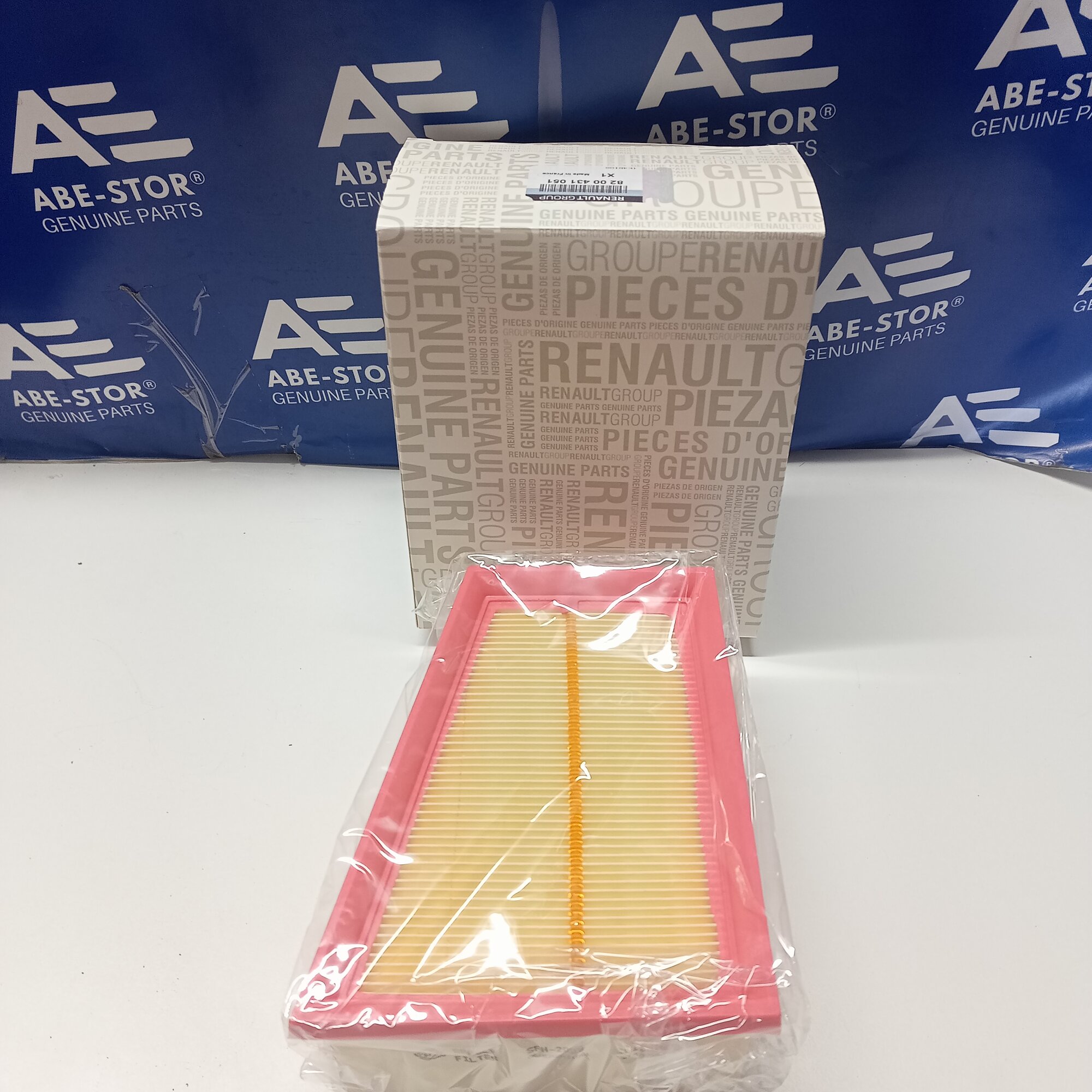 Фильтр воздушный Renault /Logan/ Lada Largus 8200431051