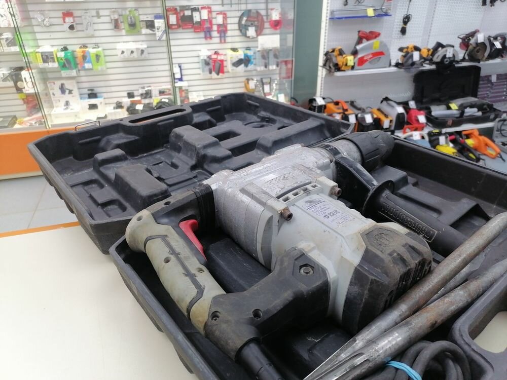 Перфоратор Ресанта П-40-1600КМ, 1600 Вт, SDS-Max, с регулировкой оборотов, Б/У, уценка