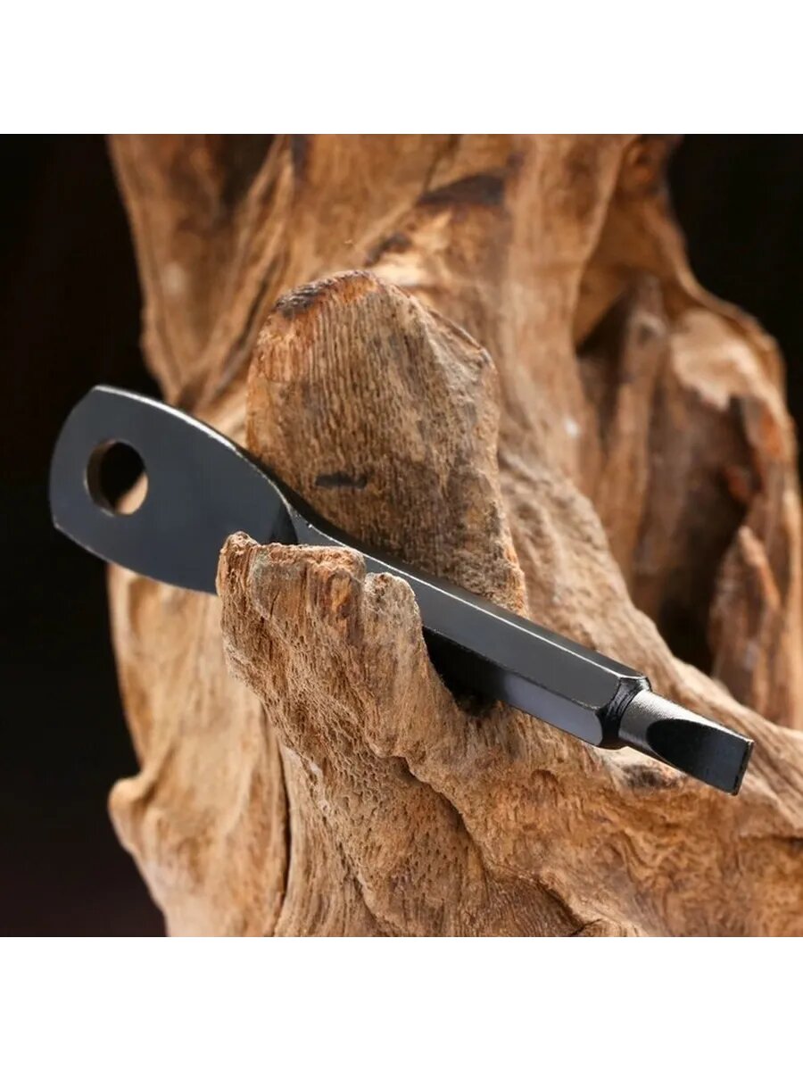 Многофункциональный брелок-отвертка для повседневных нужд