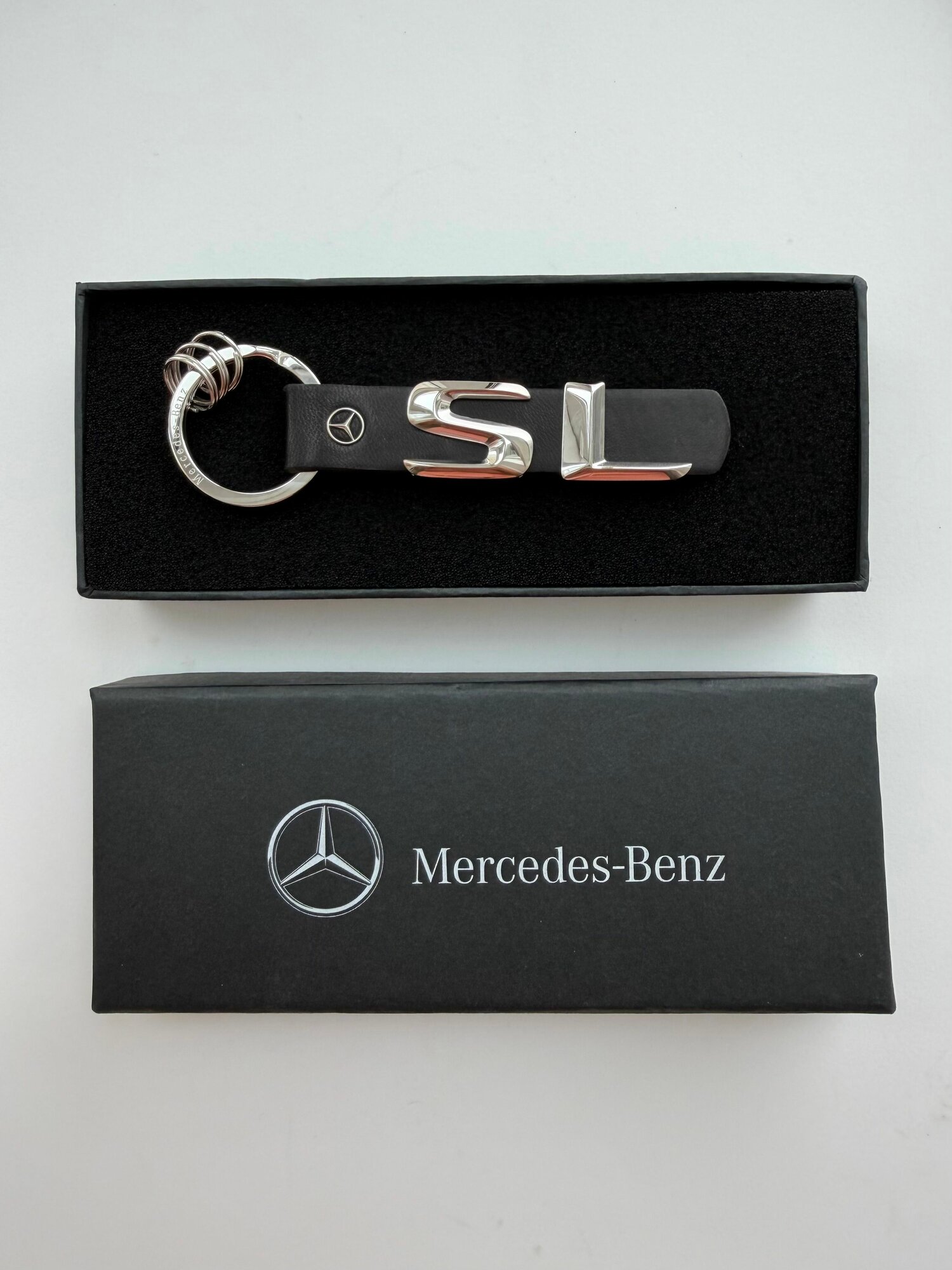 Брелок Mercedes-Benz