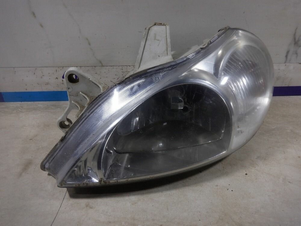 Фара левая Kia Rio I