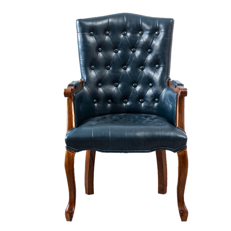Кожаное кресло в стиле ретро с деревянными ножками, подходящее для гостиной и столовой