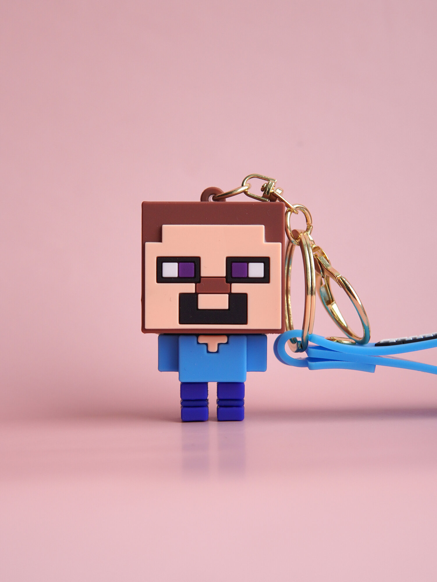 Брелок-фигурка Майнкрафт Стив (Minecraft Steve) | Украшение на рюкзак и ключи | Подарок фанату игры и геймеру