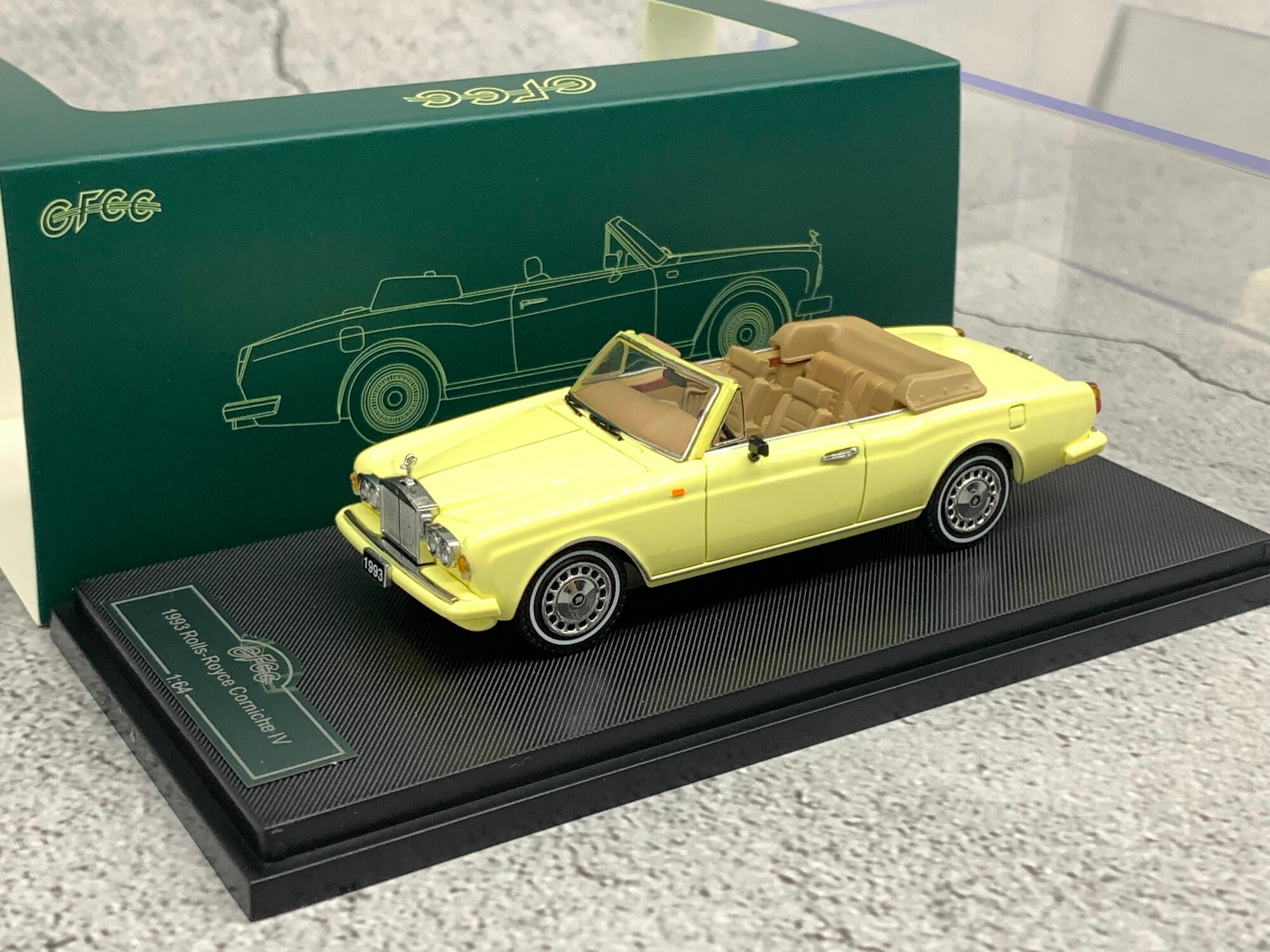 GFCC 1:64 Rolls-Royce Corniche IV Модель автомобиля из сплава для демонстрации