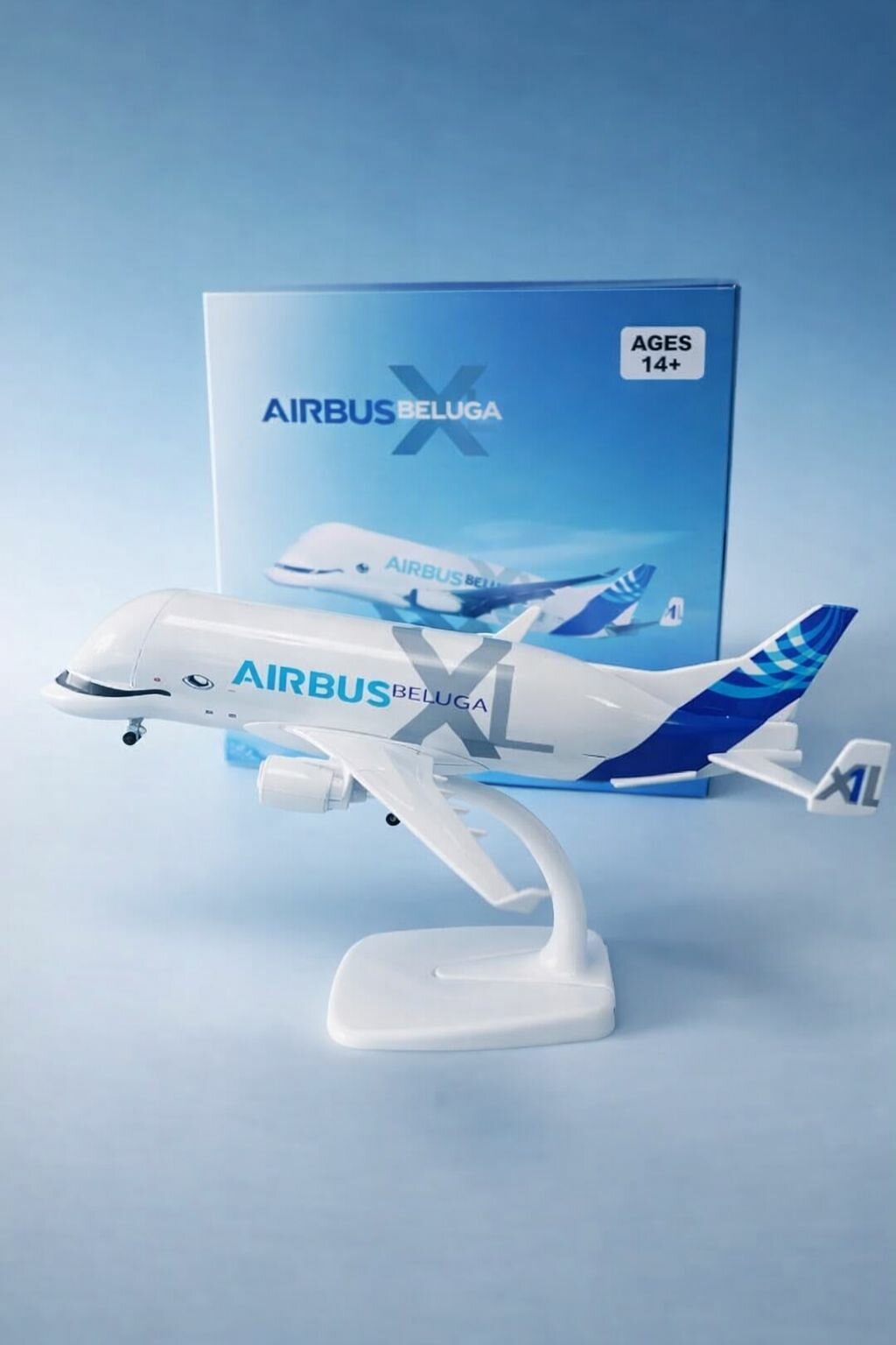 Модель самолета Airbus Beluga A330-700L