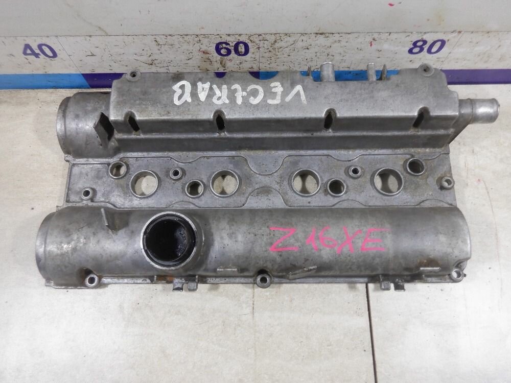 Крышка головки блока Opel Vectra B