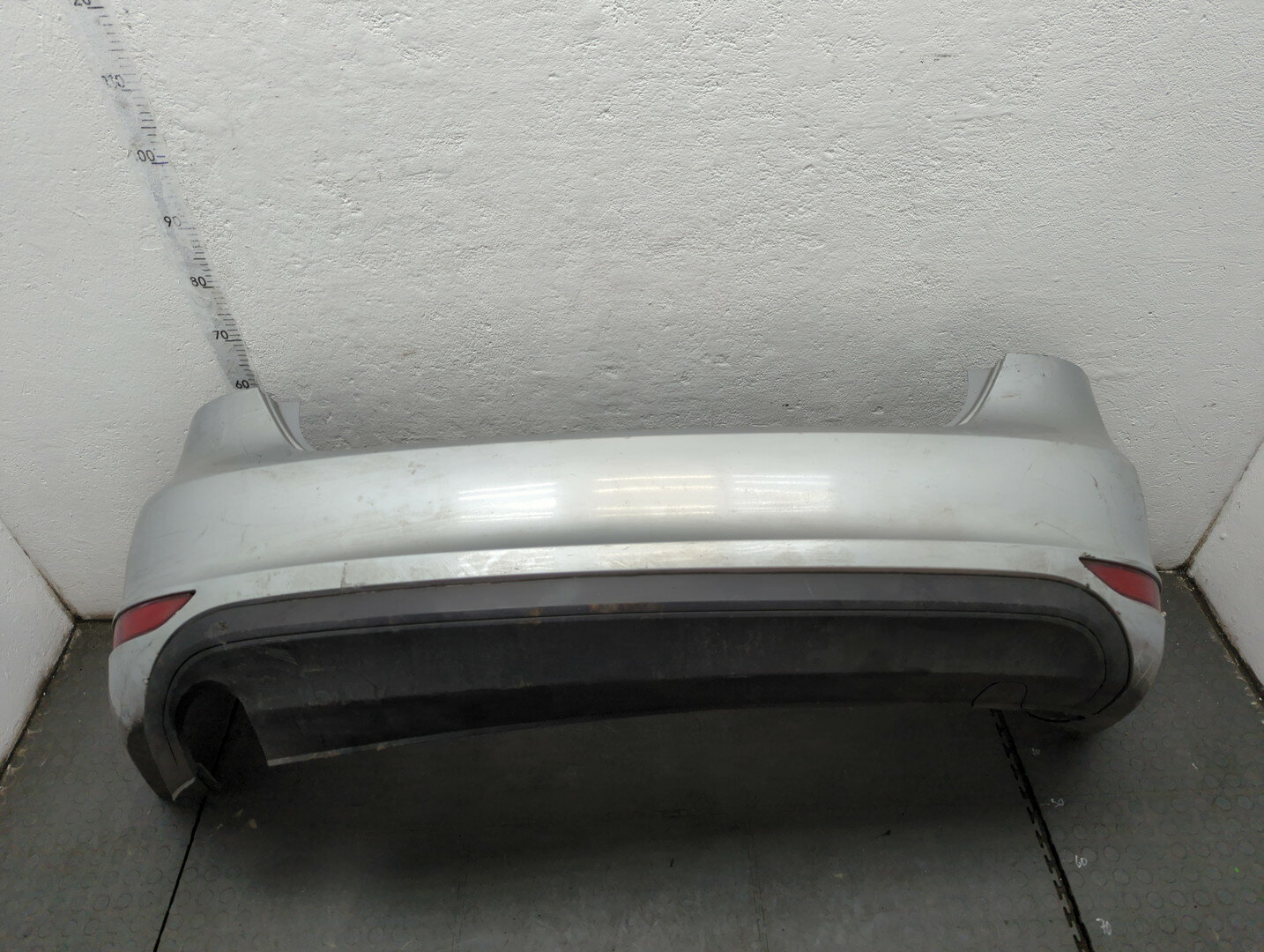 Бампер задний Volkswagen Jetta 6 Б/У