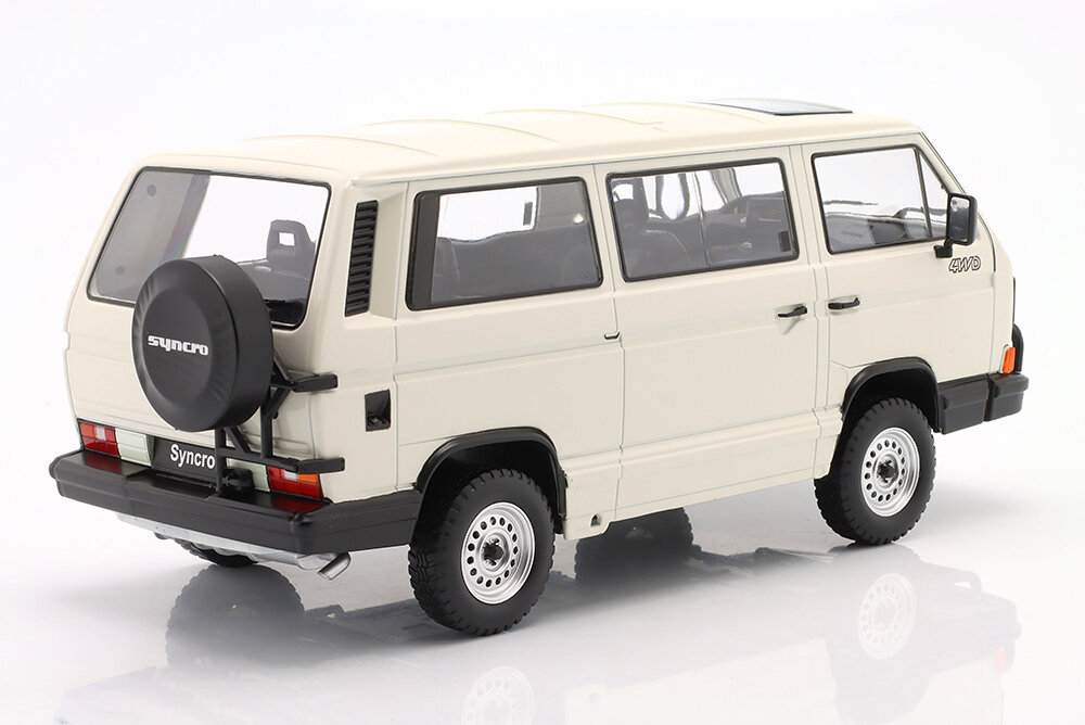 Модель коллекционная KK-SCALE Vw bus T3 syncro 1987 white — фото 1