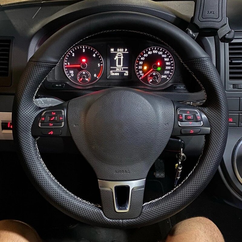 Противоскользящий чехол на руль автомобиля из искусственной кожи для Volkswagen Golf 6 Black Thread
