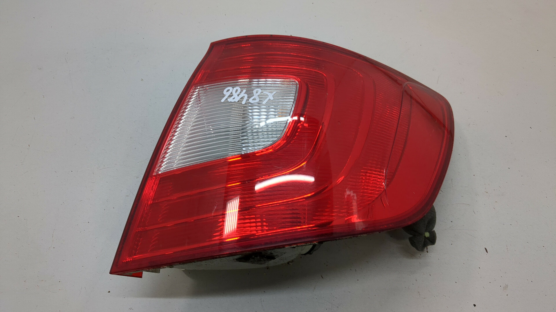 Фонарь (задний) правый Skoda SuperB Б/У