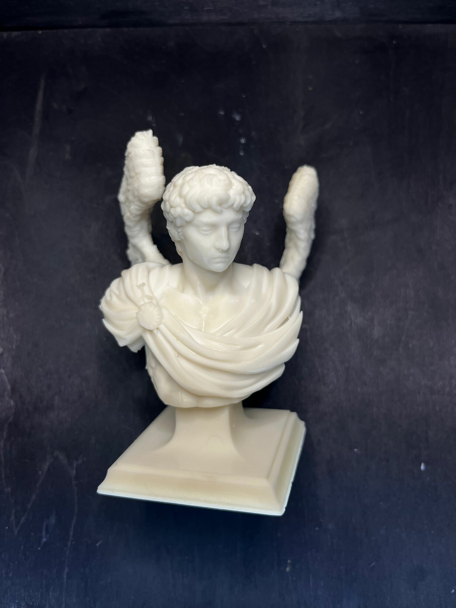 Фигурка интерьерная. Архангел Михаил. Бюст, высота 12 см.