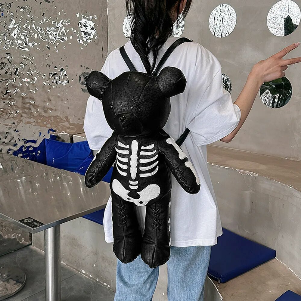 Рюкзак "Медведь", эко-кожа, готический стиль, с молнией "антивор"