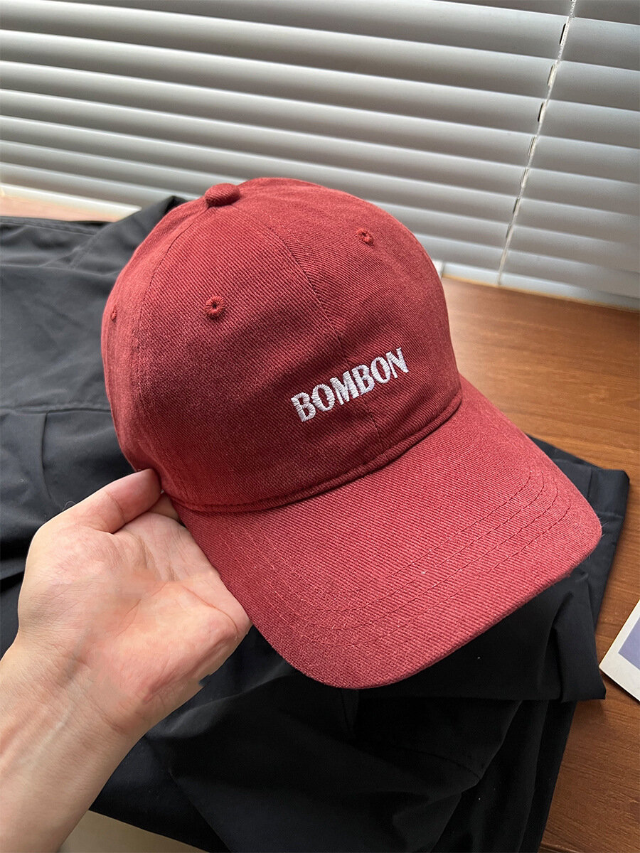 Женская кепка корейской версии, универсальная бейсболка BOMBON с надписью, для уличных путешествий, для изменения формы лица, солнцезащитный козырек, чтобы лицо казалось меньше