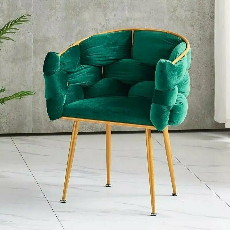 Кресло "Икеа", классическое, с жёсткими подлокотниками, благородного зеленого цвета