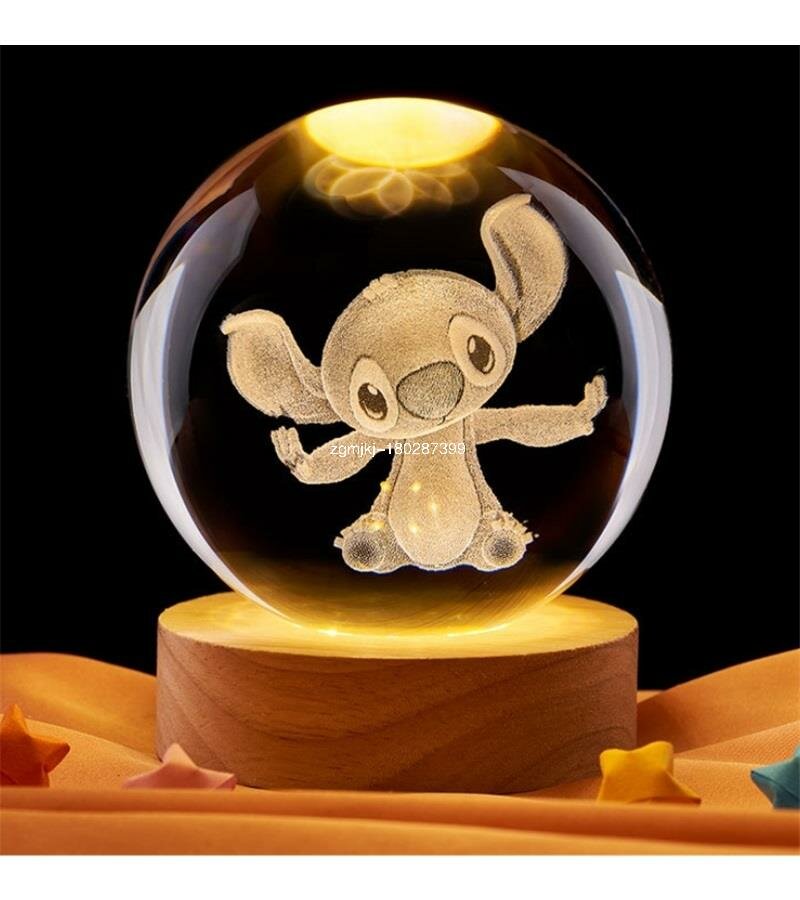 Ночной светильник-статуэтка «Стич» из хрусталя + Деревянная основа (6 см, тёплый свет) / Светящийся хрустальный шар