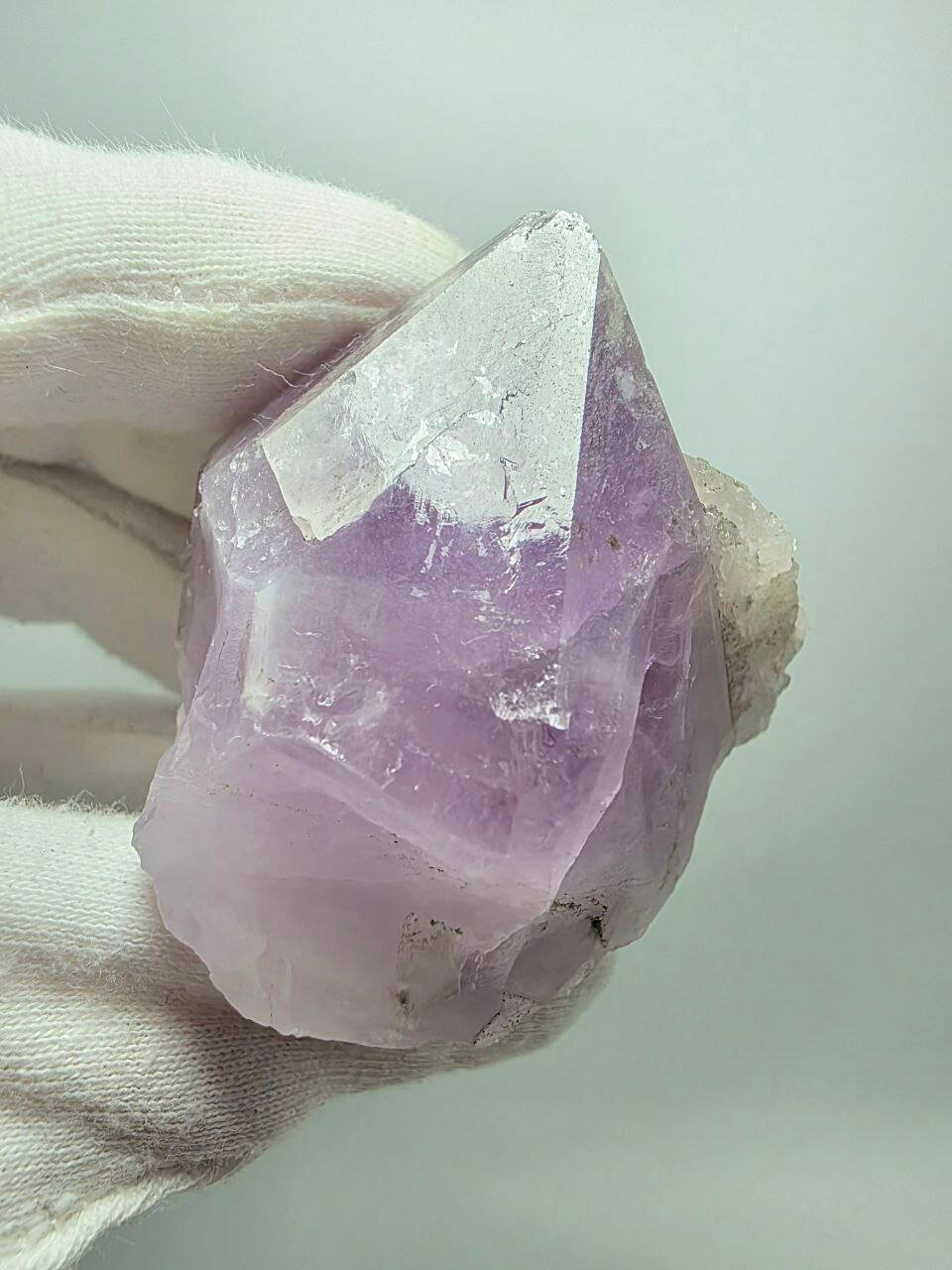 Аметист кристалл 56 мм, 117 г.