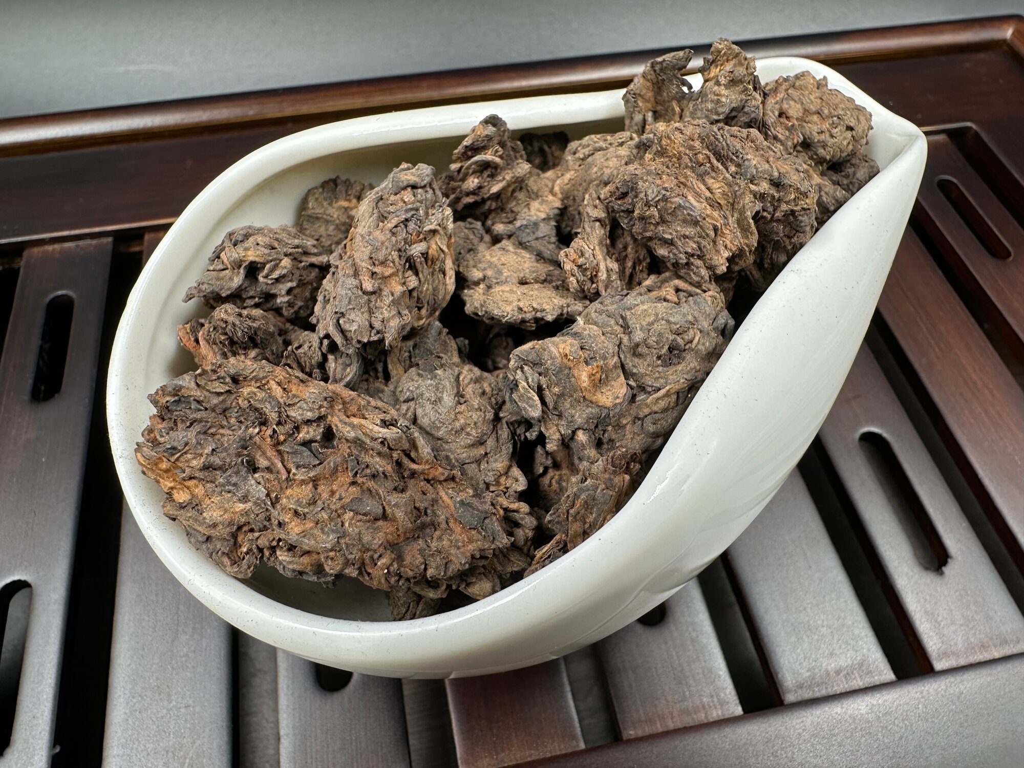 Чай Шу Пуэр Лао Ча Тоу "Старые чайные головы", Юньнань, Куньмин, 2005 г, 50 г.