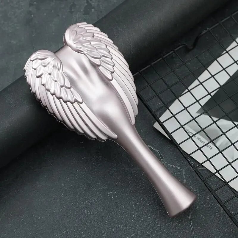 Расческа Для Волос Angel Wings, Уникальная Форма И Практичное Назначение Которой Привлекли Большое Внимание.