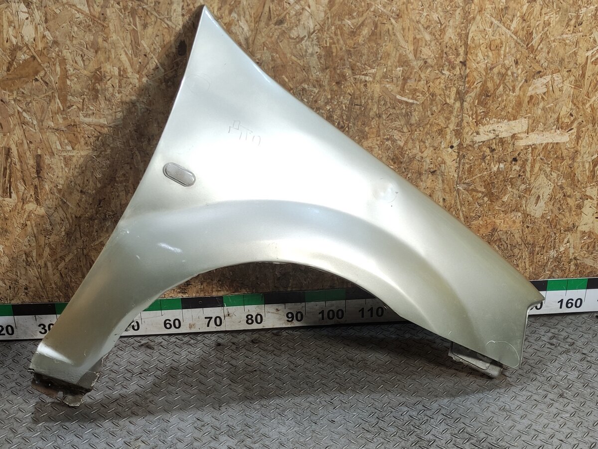 Крыло переднее правое RENAULT Logan 2005 2014 6001549973