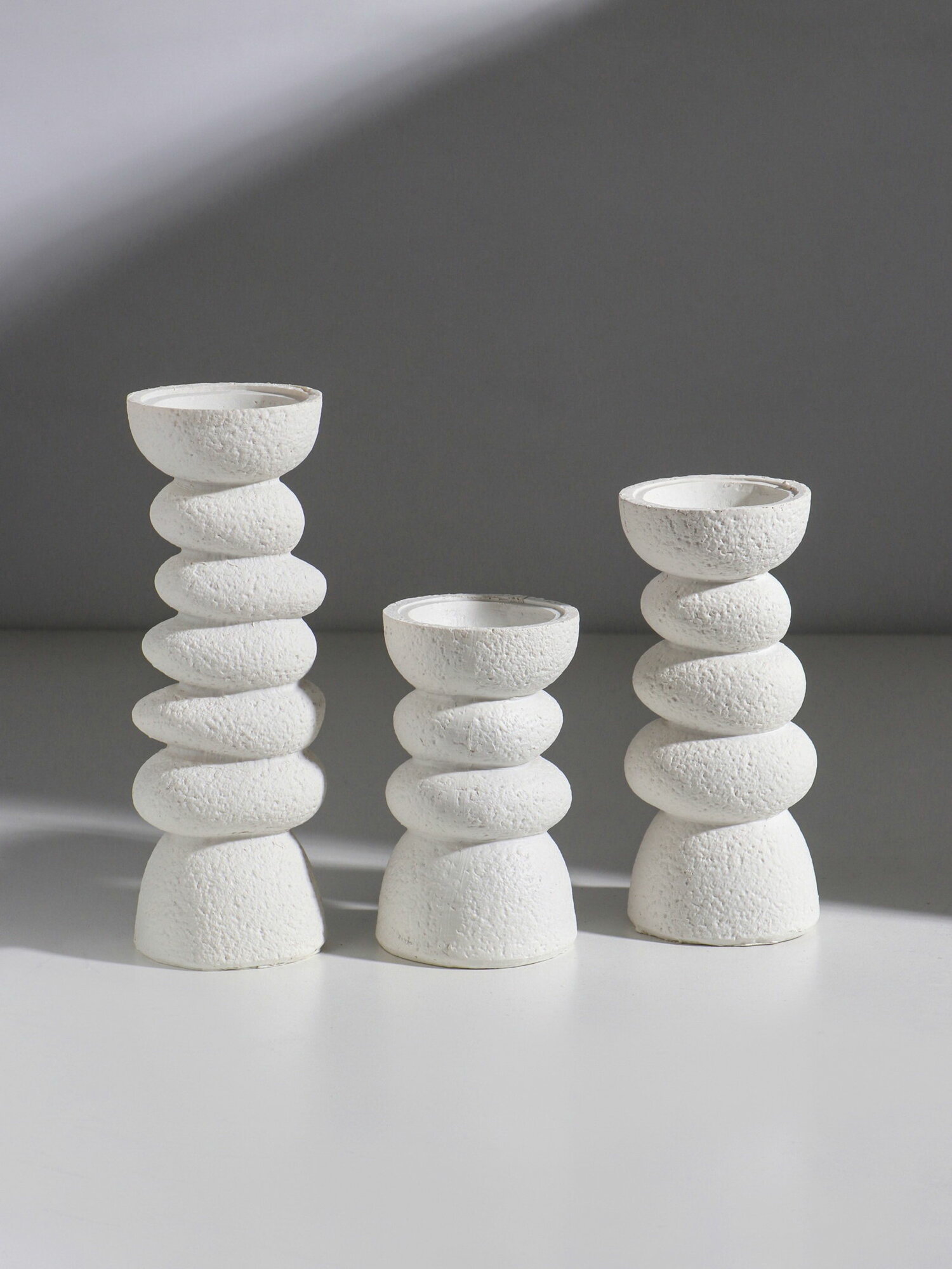 Набор подсвечников на 1 свечу "Сад камней", 3 шт, полистоун, d=3 и 5.5 см