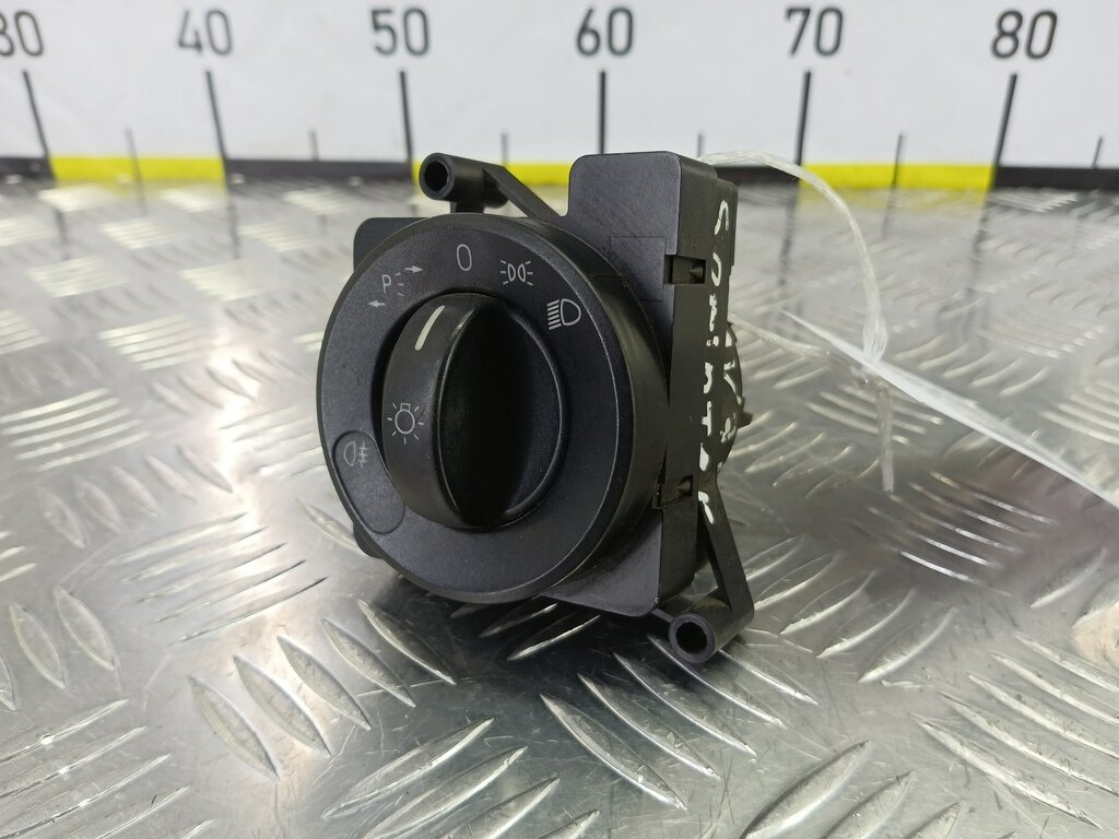 Блок управления светом Б/У для MERCEDES-BENZ Sprinter W906 (2006—2019) A9065450504