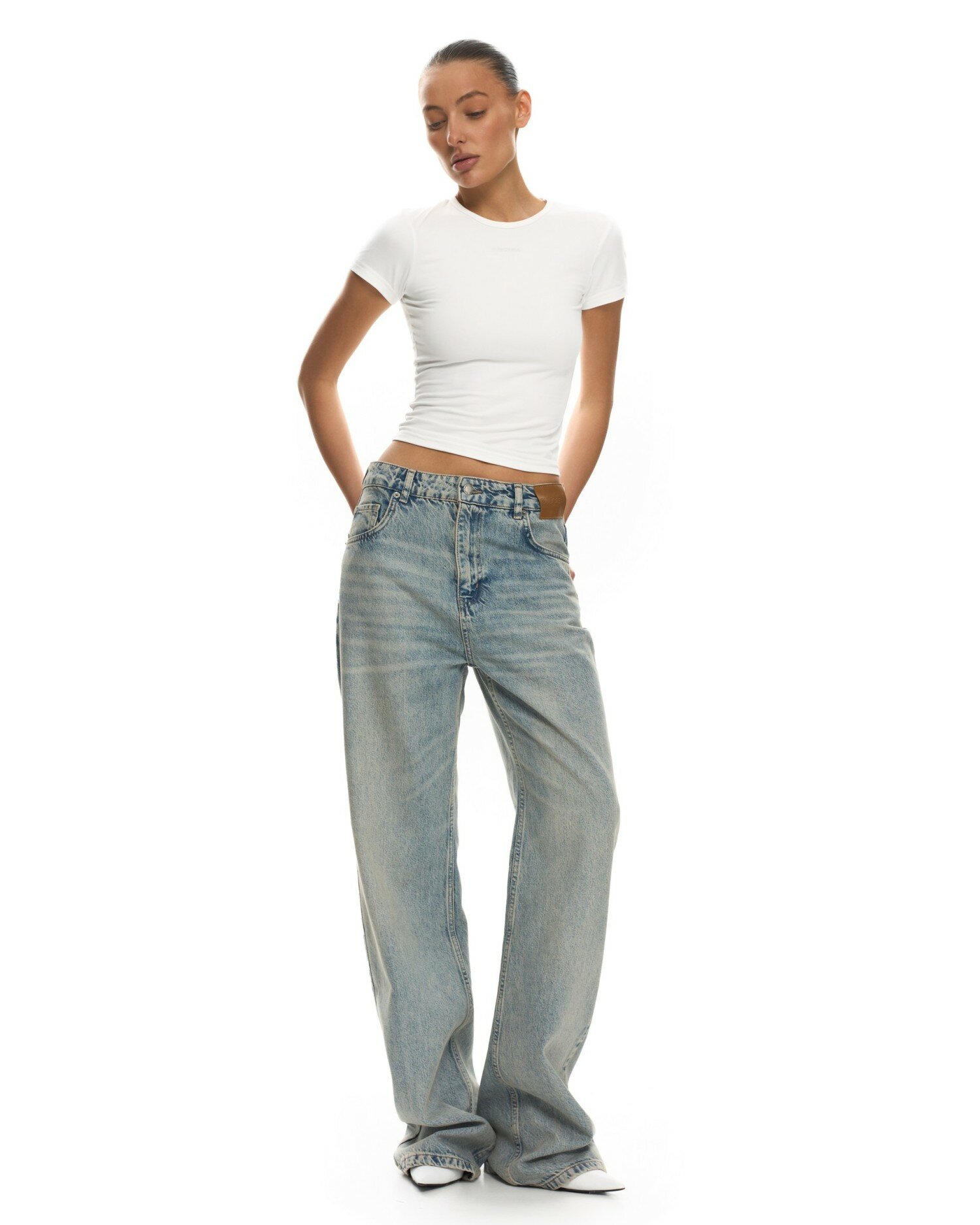 Джинсы INVERSE 