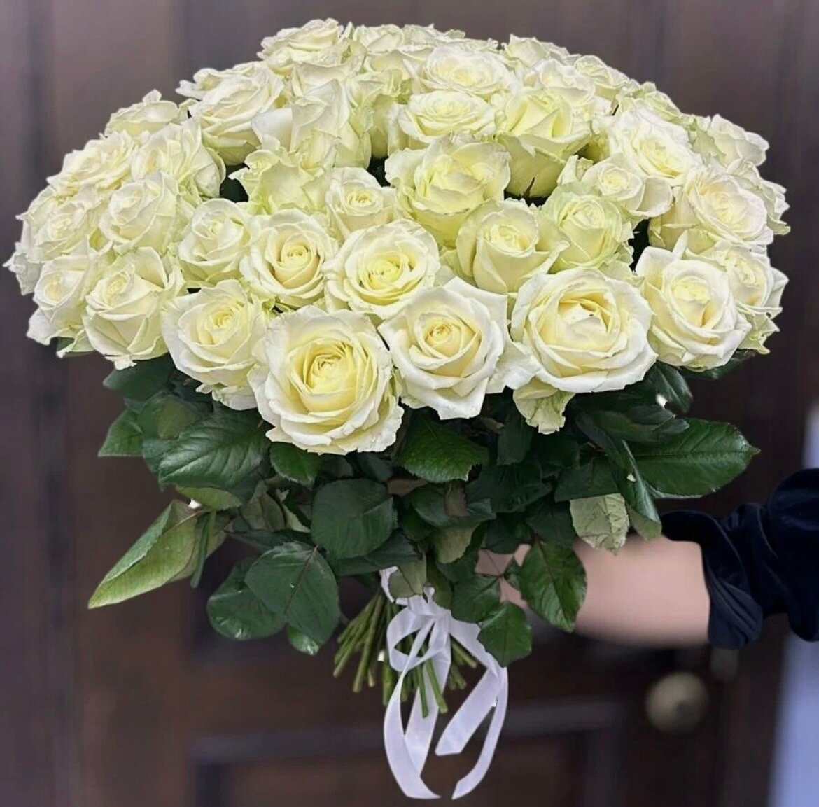 Букет из белых роз 51 шт, красивый букет цветов, шикарный, премиум цветы, премиум букет